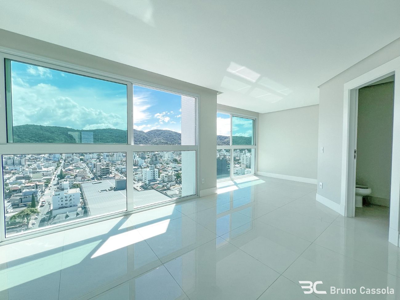 FALCON TOWER: Apartamento 4 dormitórios - FG Empreendimentos