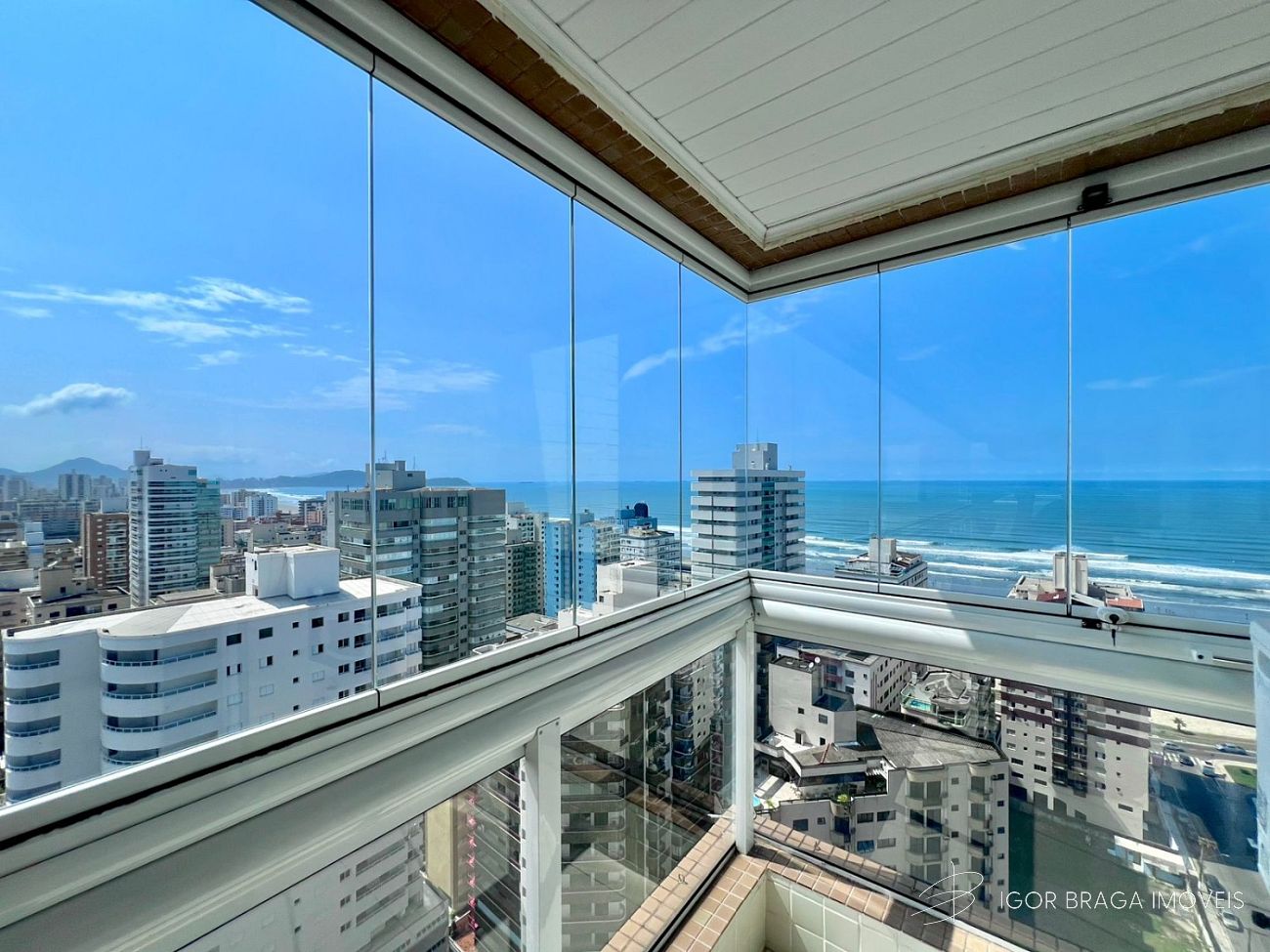 Apartamento no Edifício Santa Rita de Cassia à Venda em Praia Grande ...